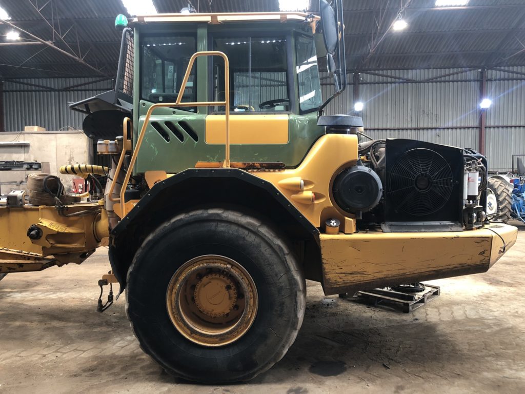 A25D SN 14129 - Walker Plant Services Ltd